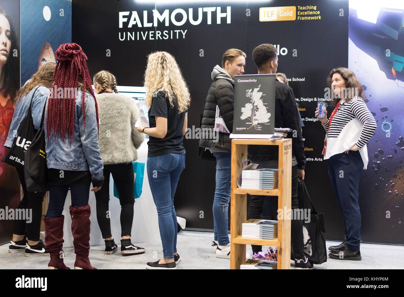 Ucas apply hi-res stock photography and images - Alamy