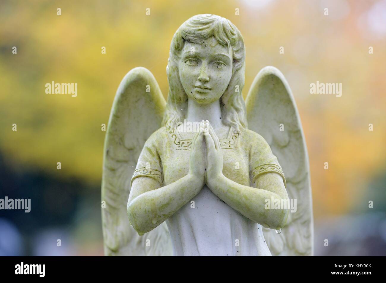 The sculpture of an angel, Germany, city of Göttingen, 15. November ...