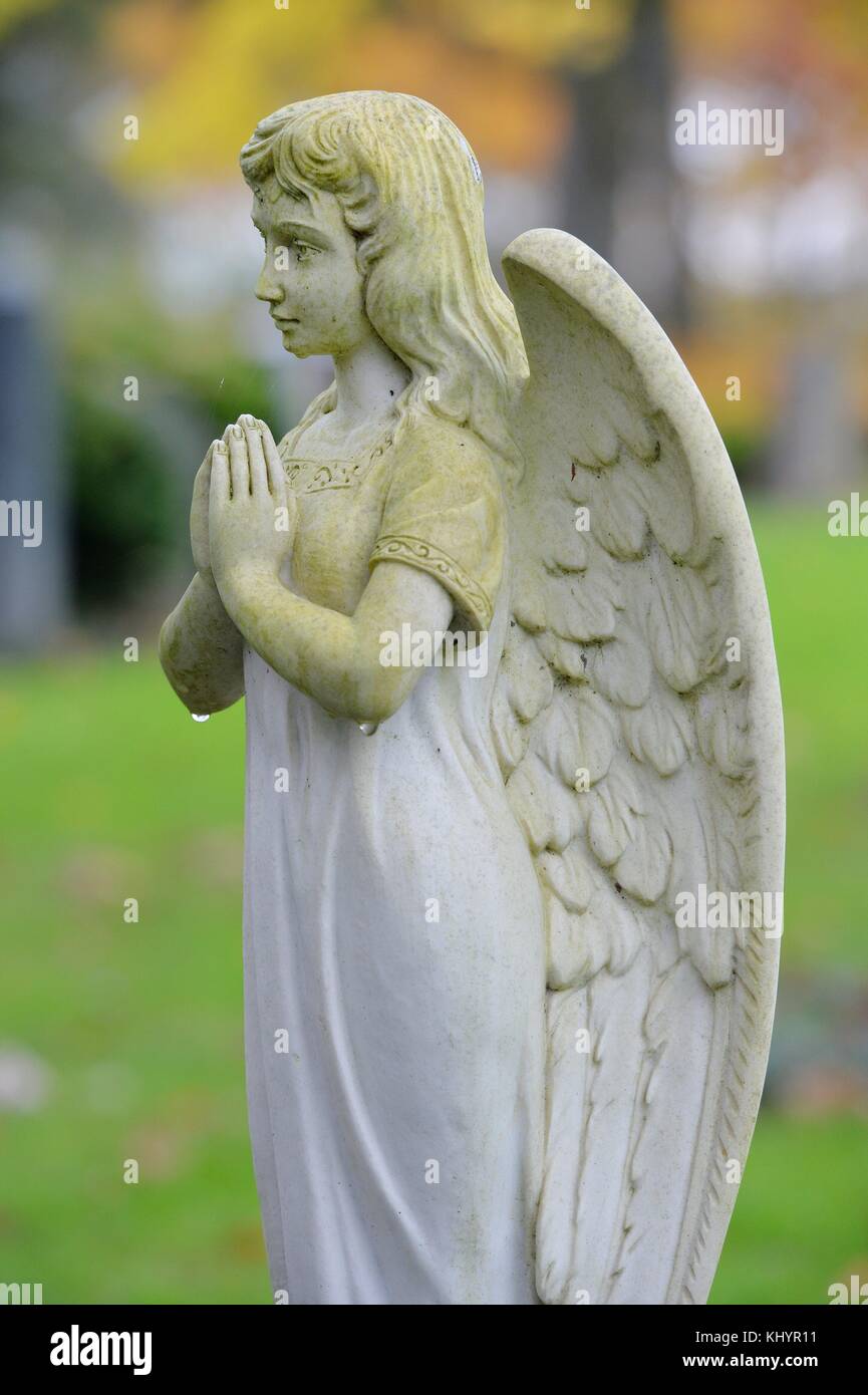 The sculpture of an angel, Germany, city of Göttingen, 15. November ...