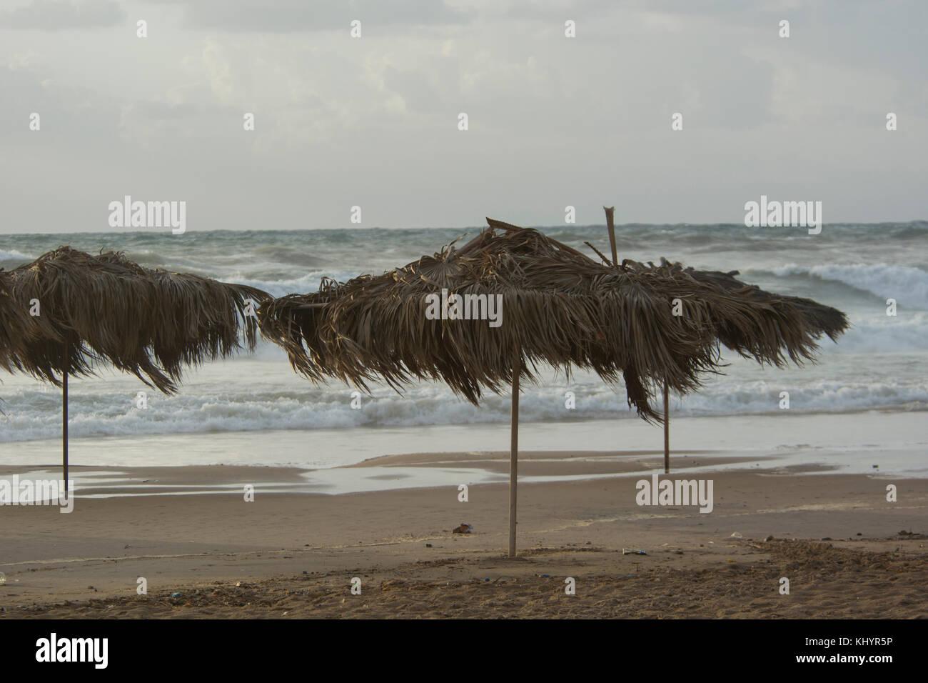 Ramlet Al Baida, Beirut Lebanon, 21st Nov, 2017. Umbrealls on the beach ...