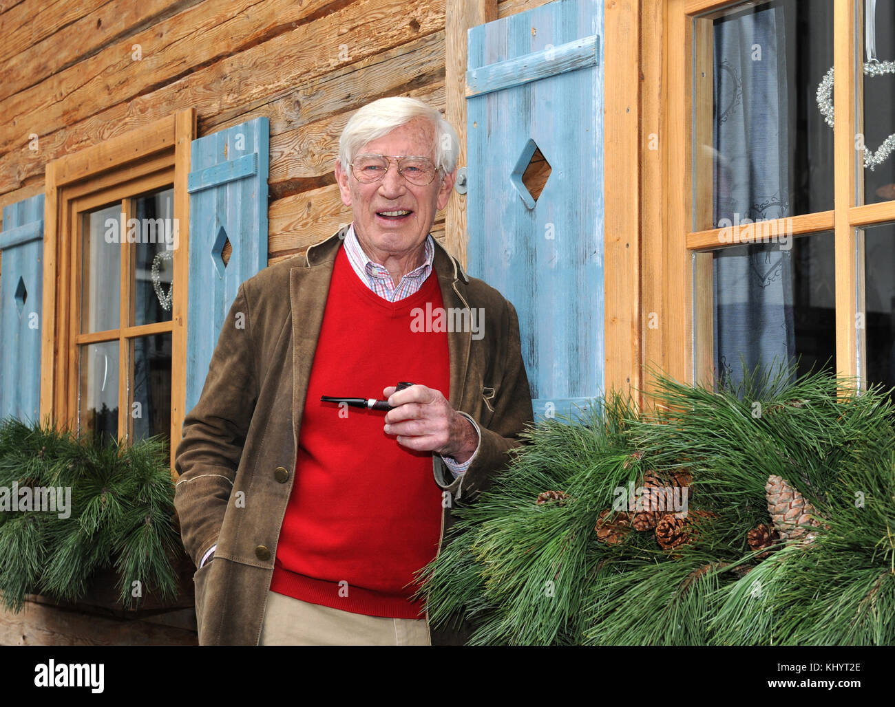 The actor Siegfried Rauch smiles during the press tour 'Zehn Jahre und ...