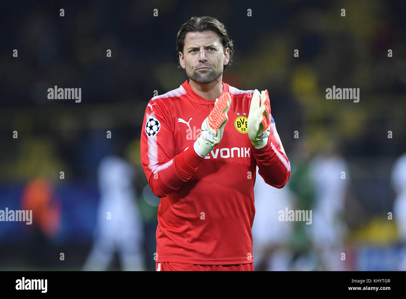 Dortmund, Deutschland. 21st Nov, 2017. goalwart Roman Weidenfeller (BVB ...