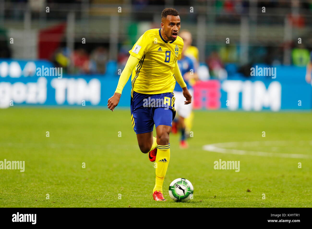 Milan, Italy. 13th Nov, 2017. Isaac Kiese Thelin (SWE) Football/Soccer ...