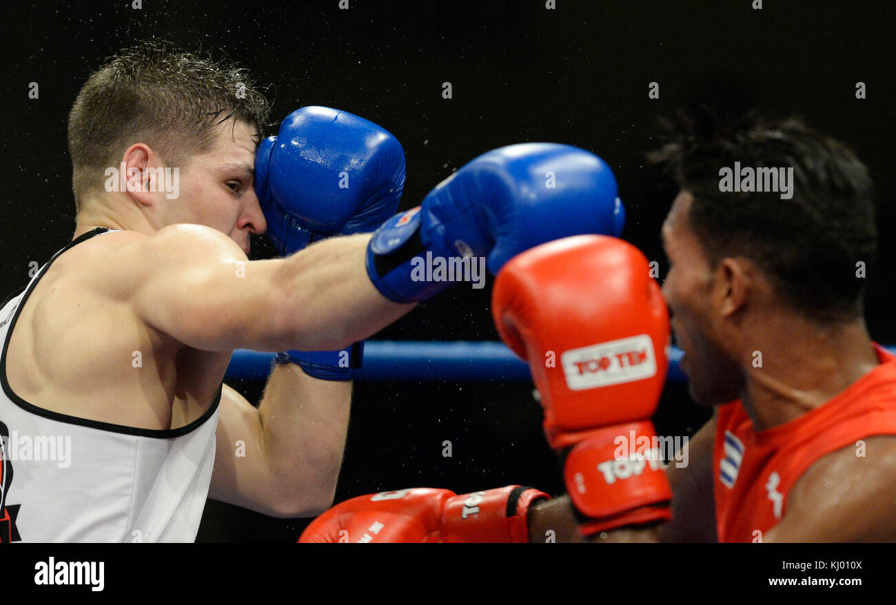 Prague, Czech Republic. 22nd Nov, 2017. Milos Bartl of Czech Republic, left, and Osley Iglesias ...