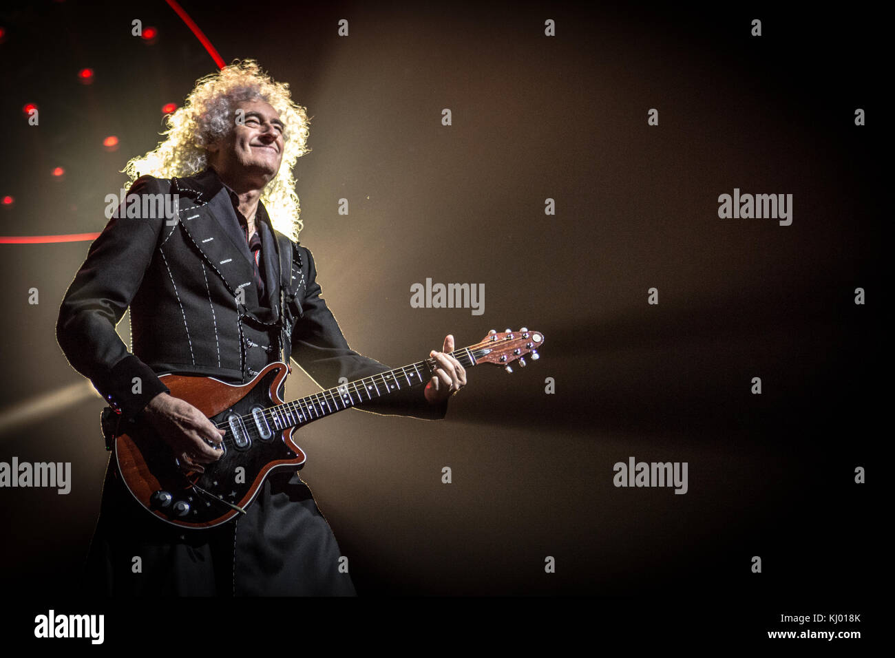 Queen guitarist brian may hi-res stock photography and images - Alamy