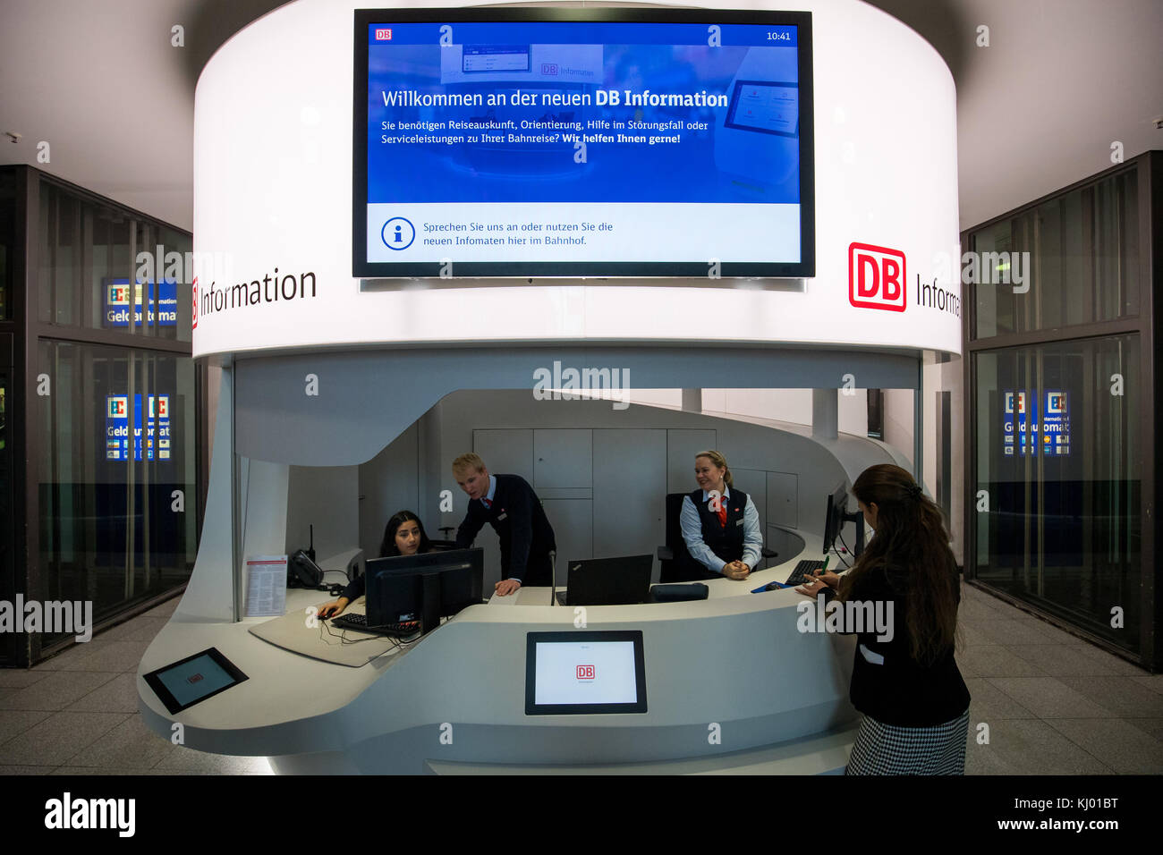 Nuremberg, Germany. 23rd Nov, 2017. Picture of a new information ...