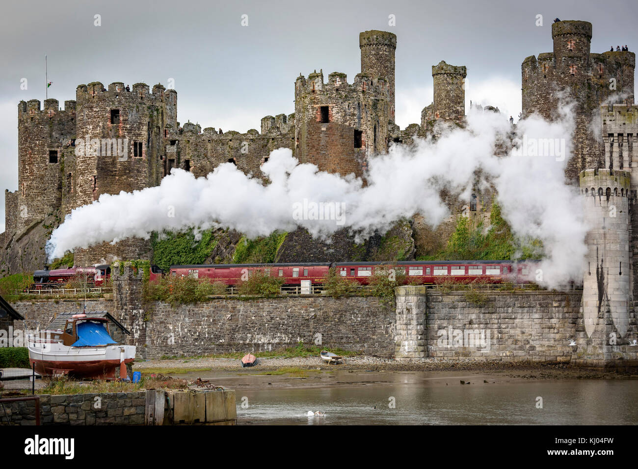 Conwy castle. steam train Galatea Stock Photo - Alamy