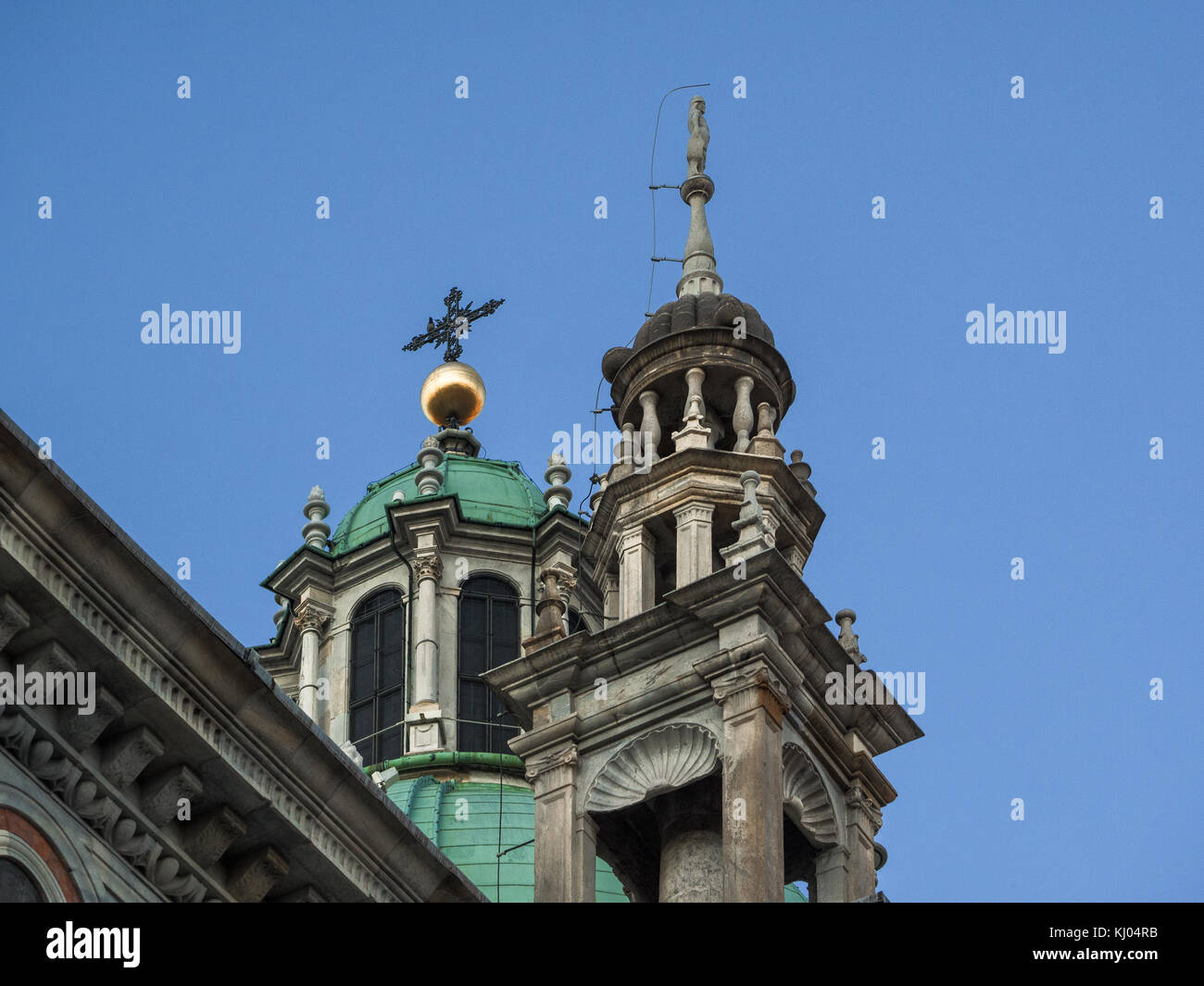 the emerald green color of the dome of Como's Cathedral , Italy, dating ...