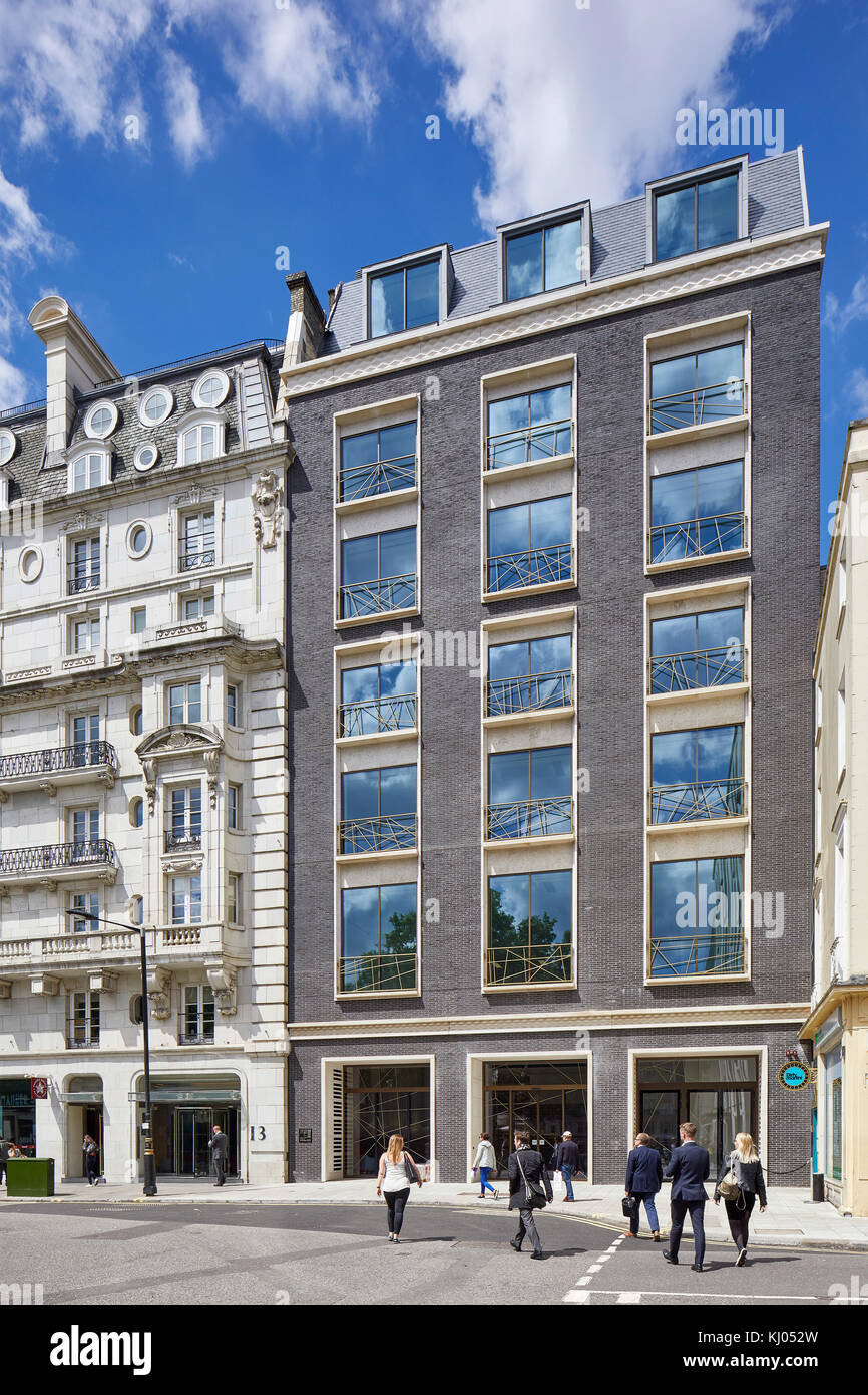 Contextual facade hi-res stock photography and images - Alamy