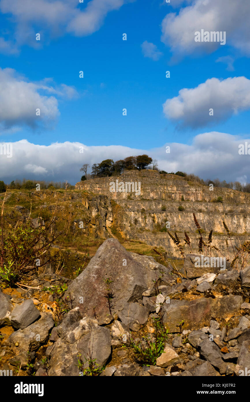 Middlepeak quarry Wirksworth Stock Photo - Alamy