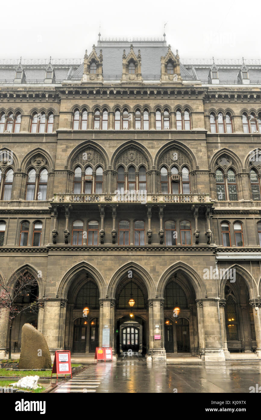 Rathaus, the Town Hall Building in Vienna Stock Photo - Alamy