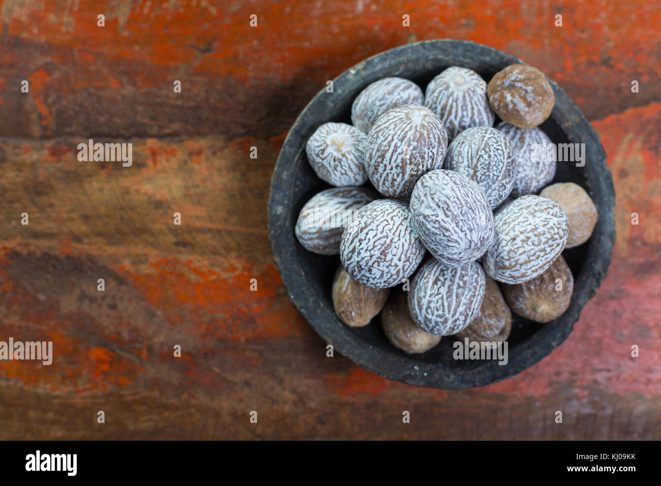 Nutmeg used in rice pudding hi-res stock photography and images - Alamy