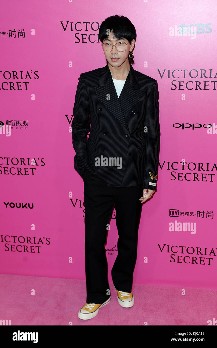 Han Huo Huo attending the Pink Carpet prior to the Victoria's Secret ...