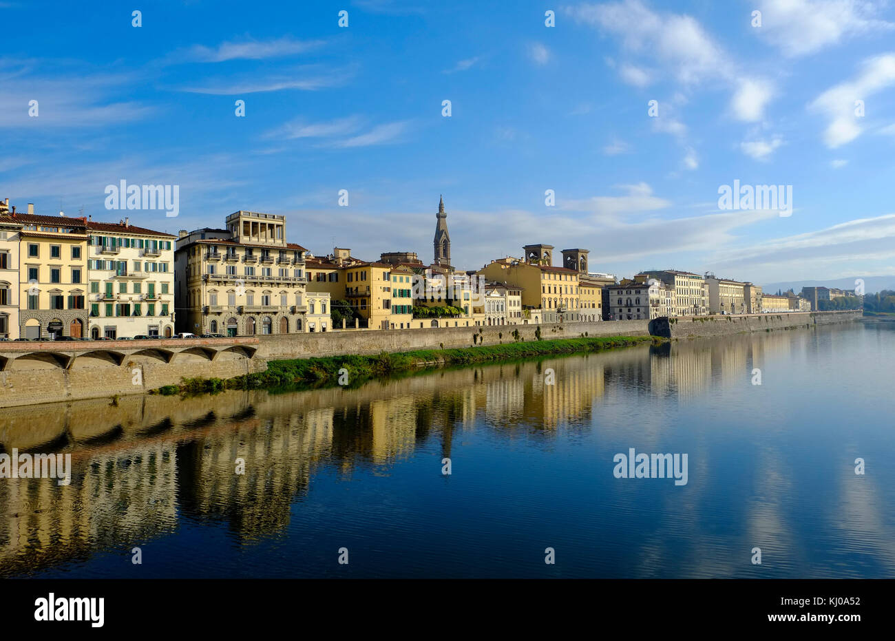 river arno, florence, italy Stock Photo - Alamy