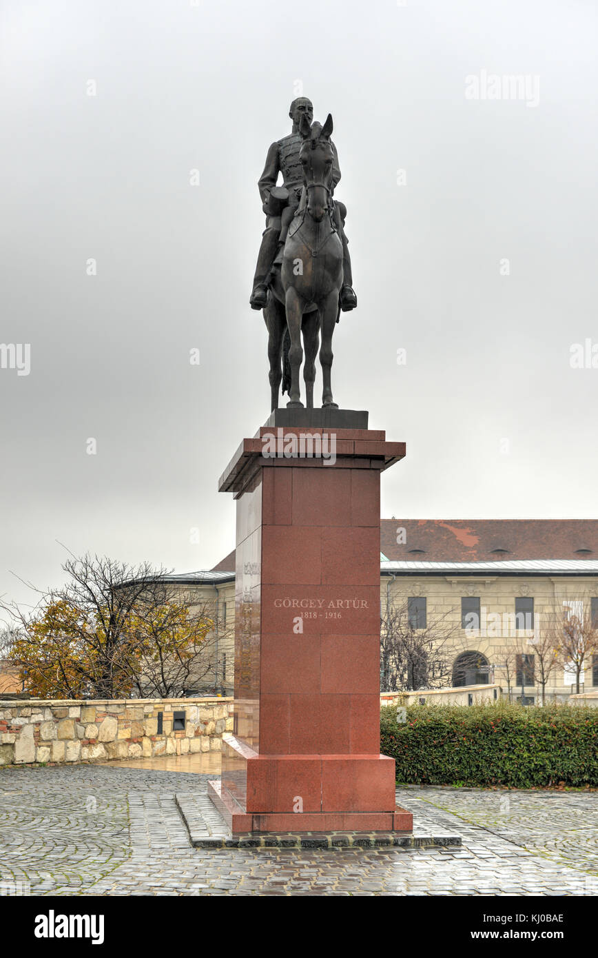Statue of gorgey artur hi-res stock photography and images - Alamy