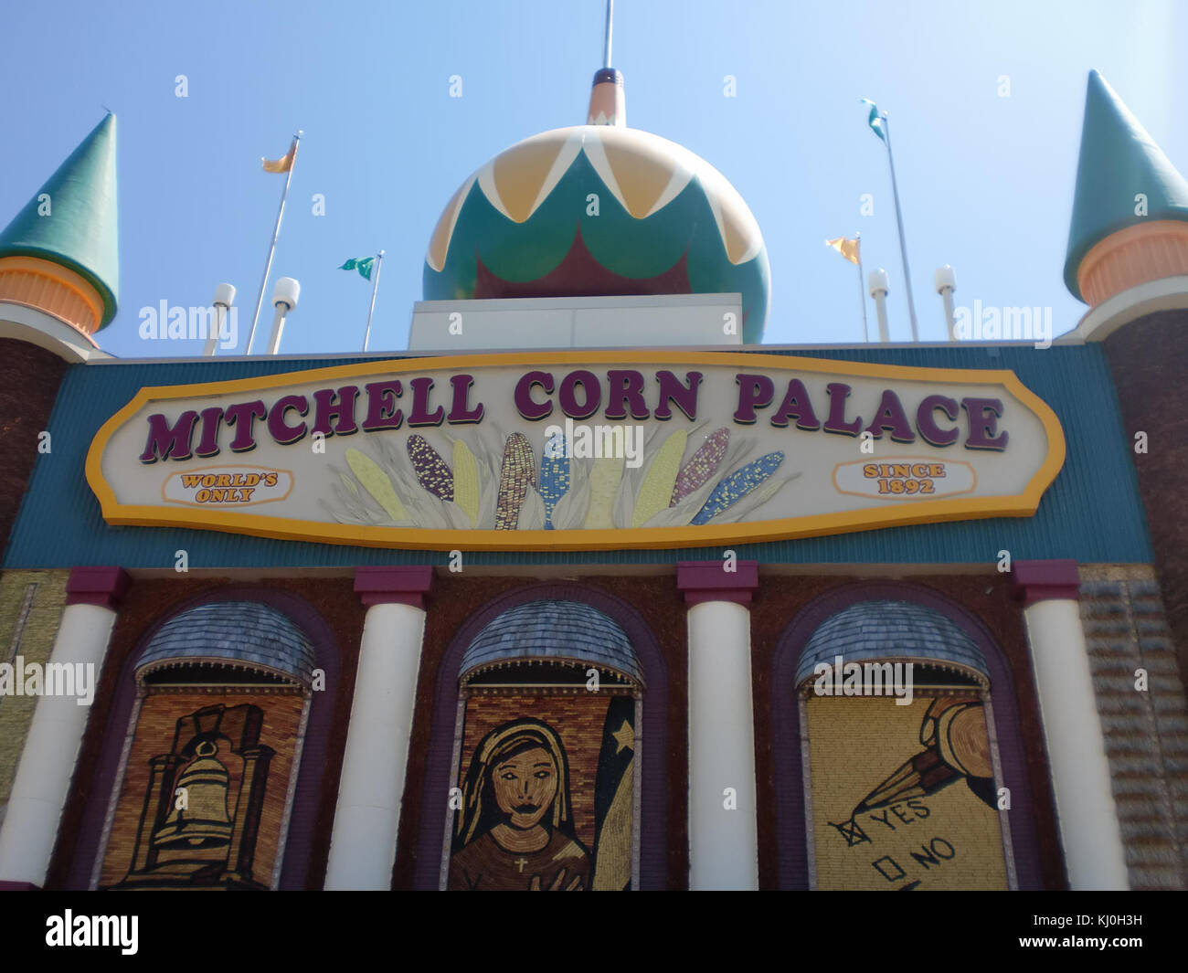 Vintage corn palace hi-res stock photography and images - Alamy