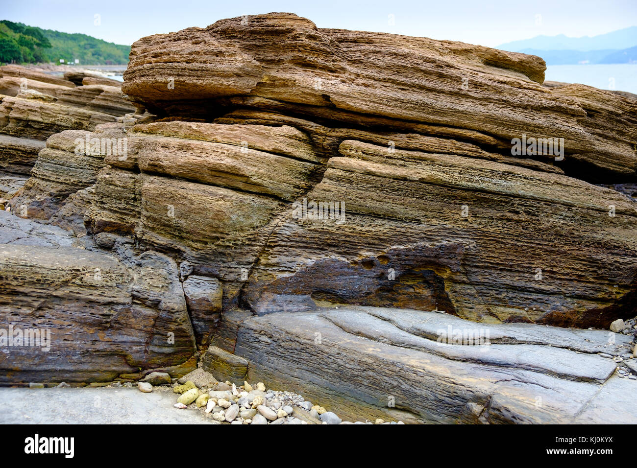 Tilted sedimentary rock layers in hi-res stock photography and images ...