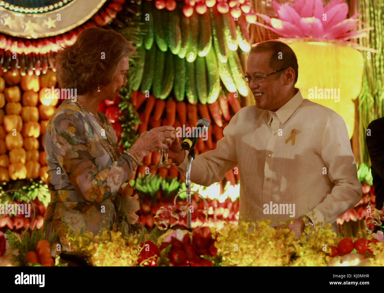 Spanish Queen visit to Malacanang Stock Photo - Alamy