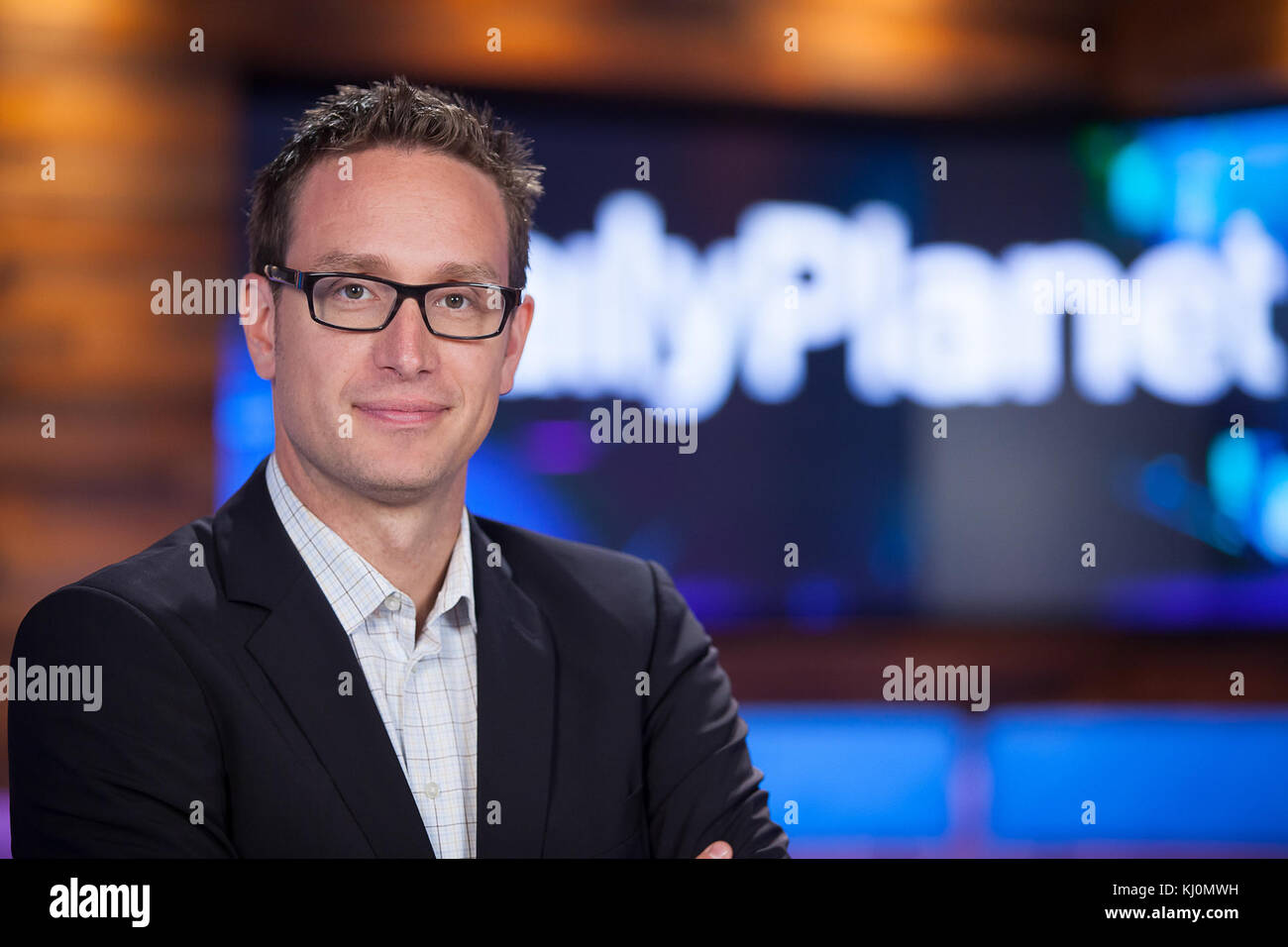 Dan Riskin is a biologist and host, known for his work on the ...