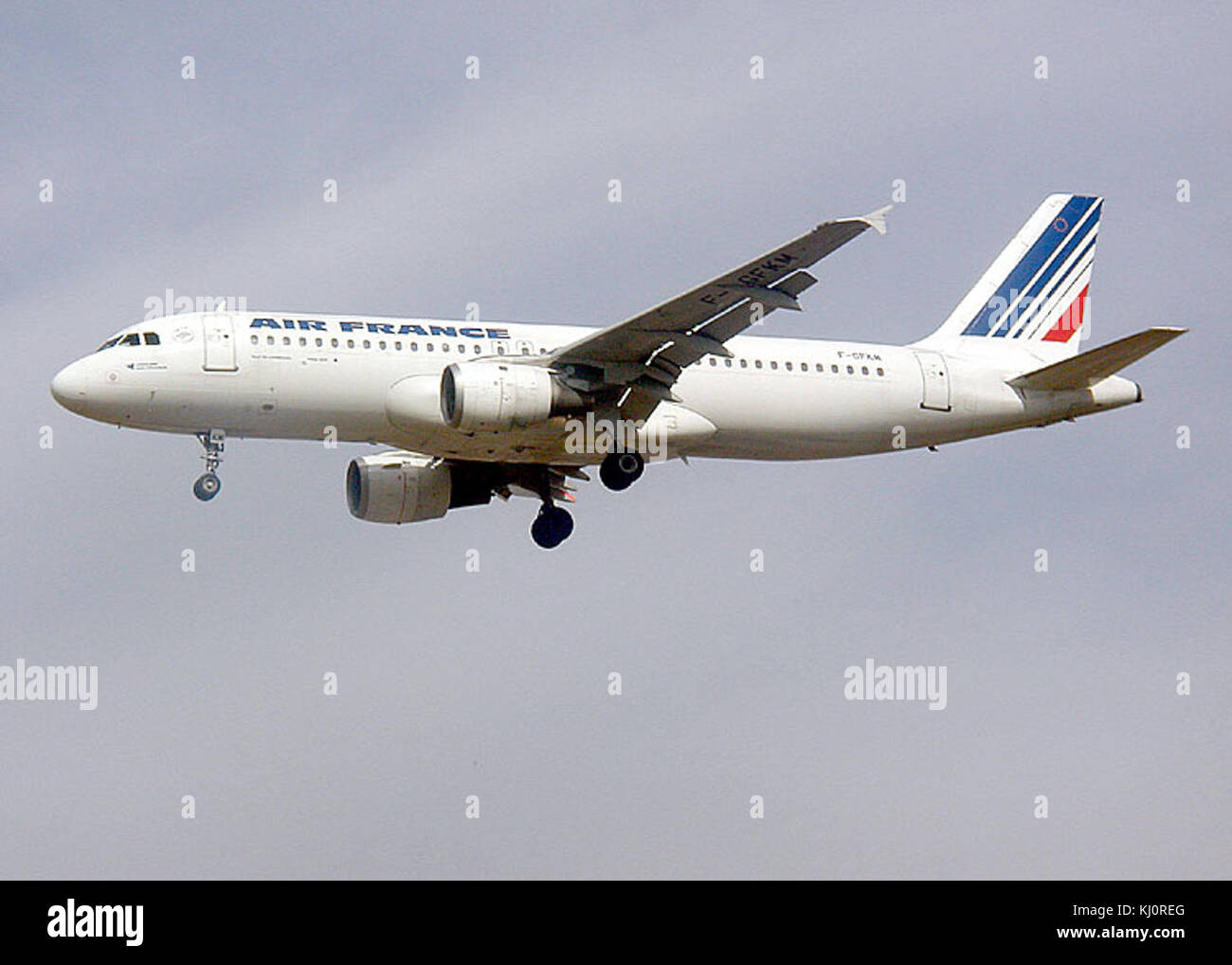 Airbus a320 features hi-res stock photography and images - Alamy