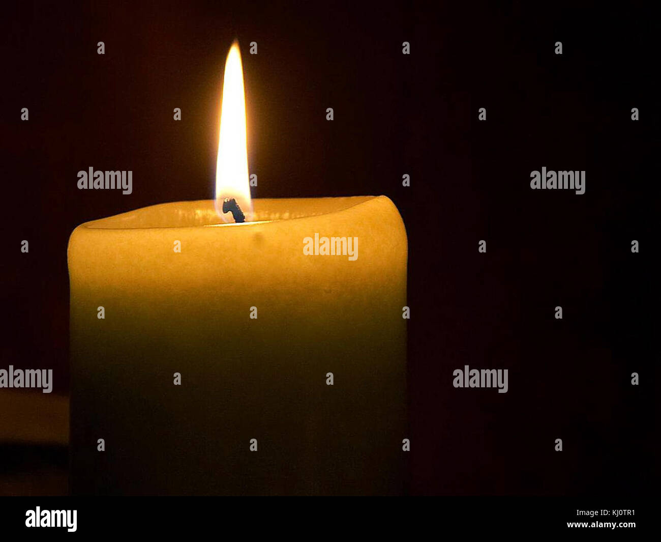 Candle flame (1 Stock Photo - Alamy