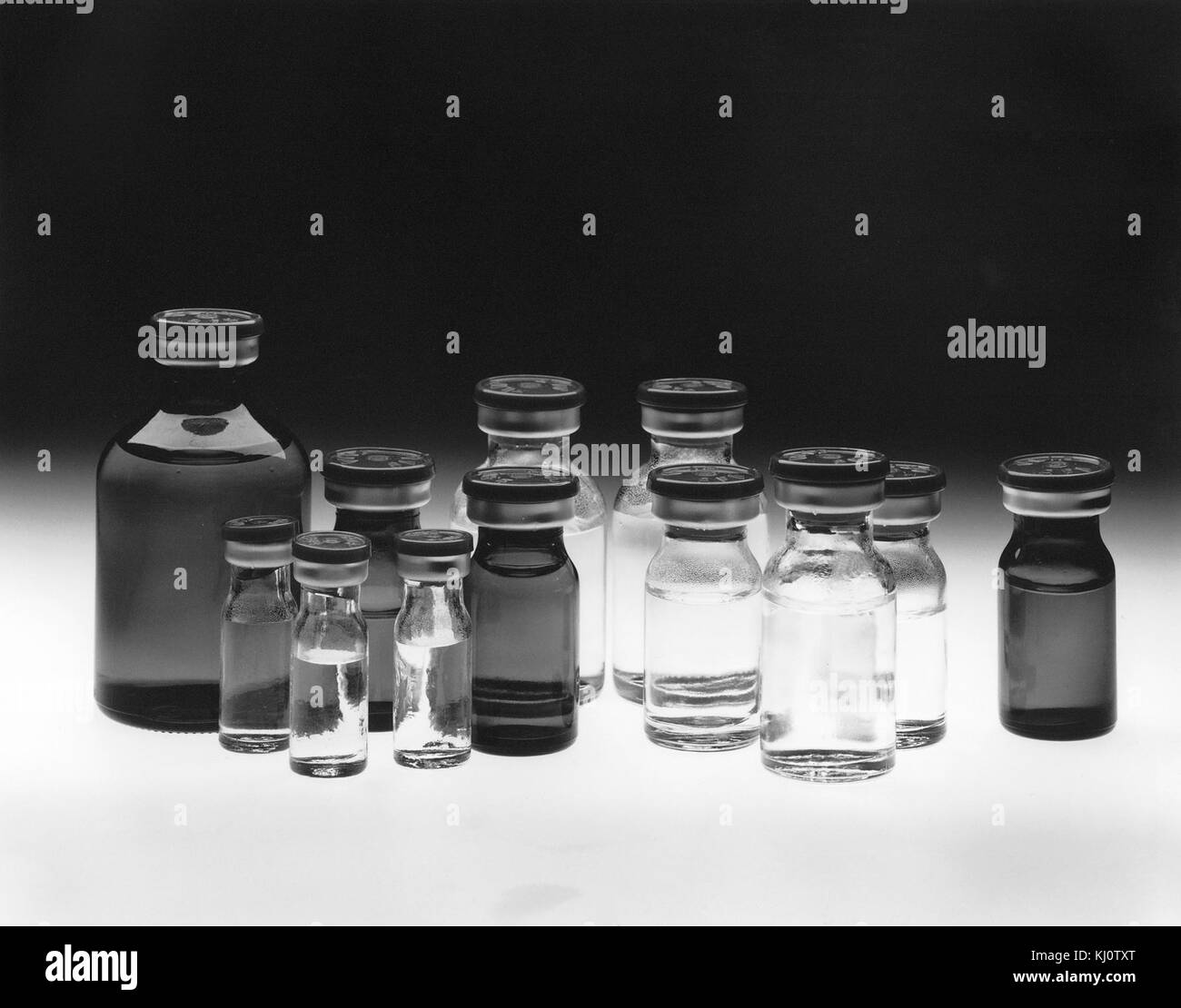 Chemotherapy vials (2 Stock Photo - Alamy