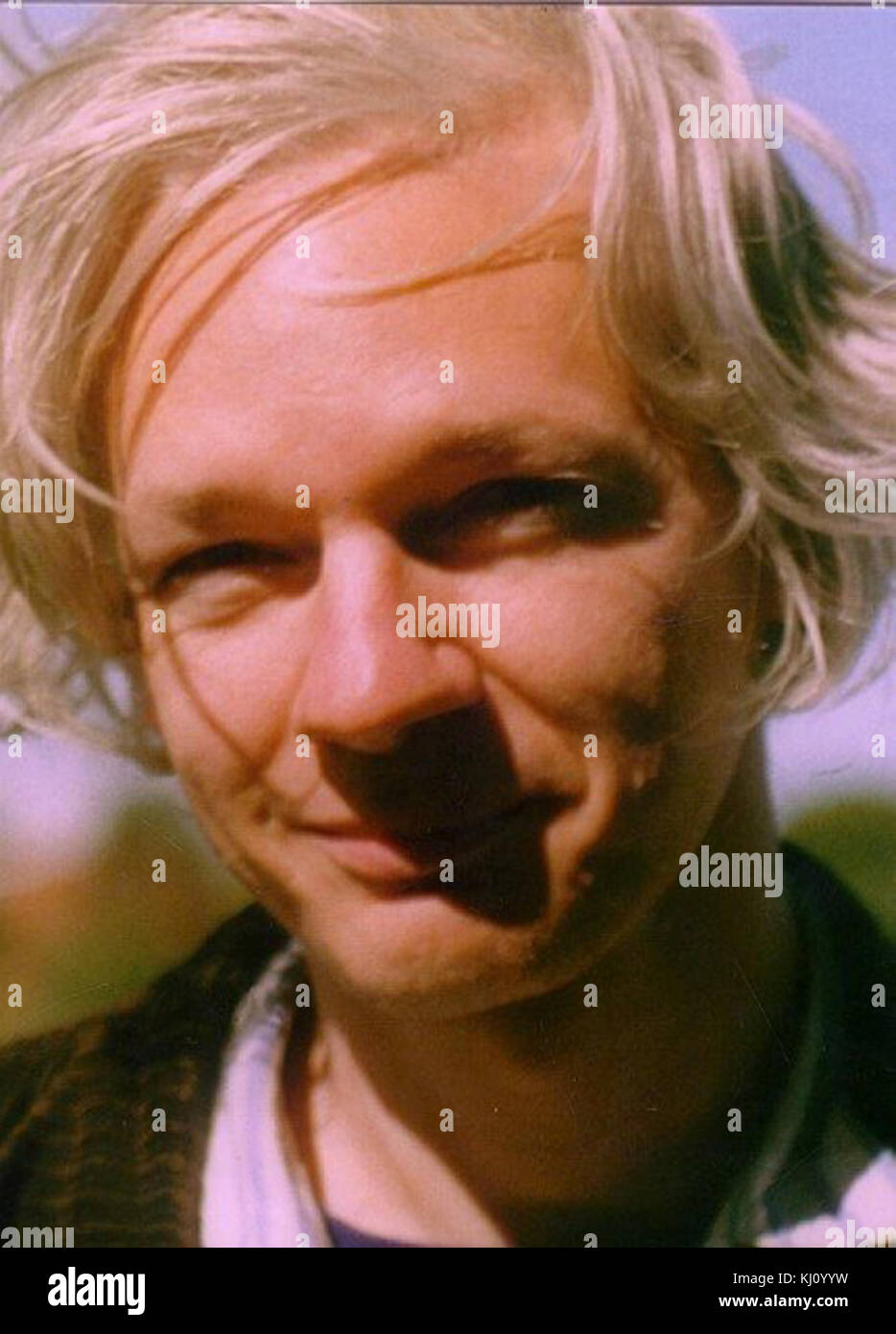 Julian assange portrait hi-res stock photography and images - Alamy