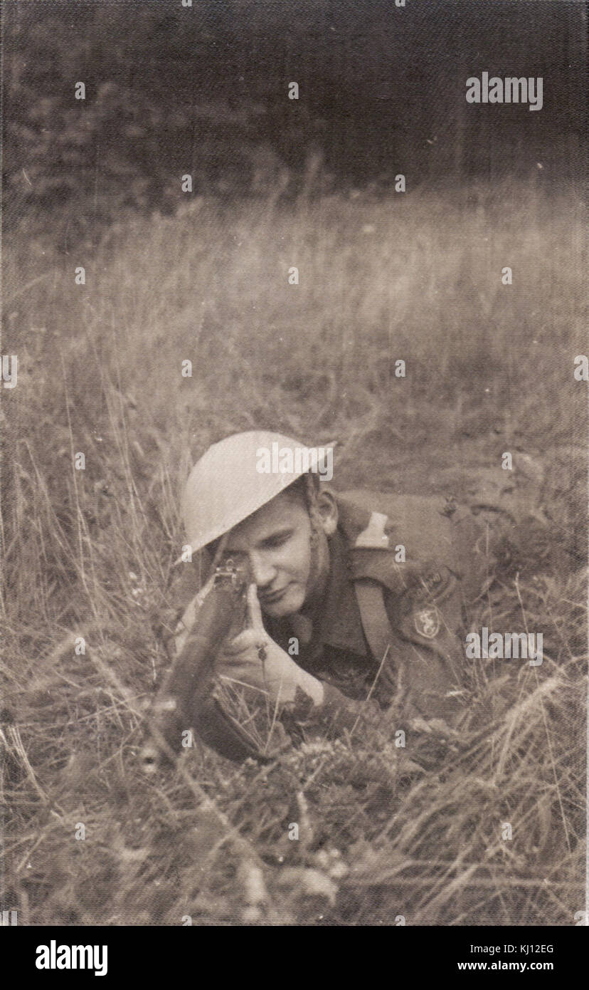 Polish II Corps (63) - 1946-09-02 - Shady Camp - Kolek Stock Photo - Alamy