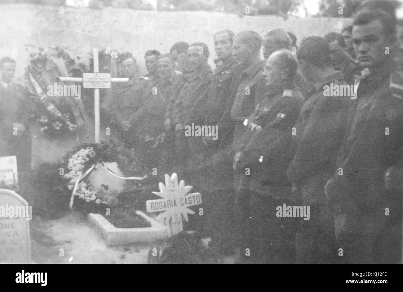 Polish ii corps 1945 hi-res stock photography and images - Alamy