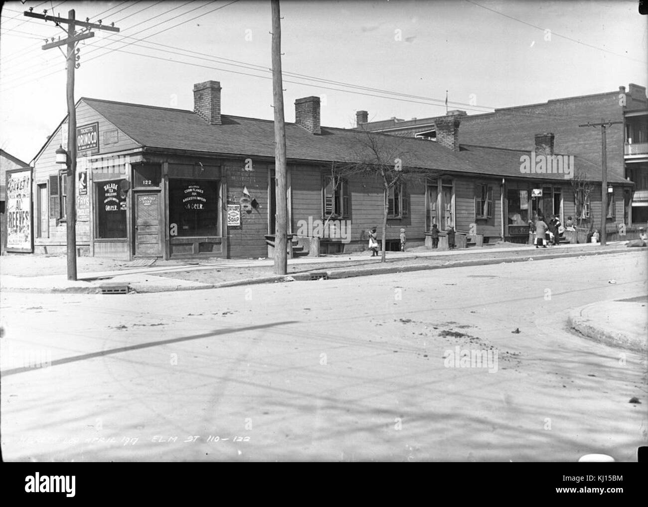 110-112 Elm Street in 1917 Stock Photo - Alamy