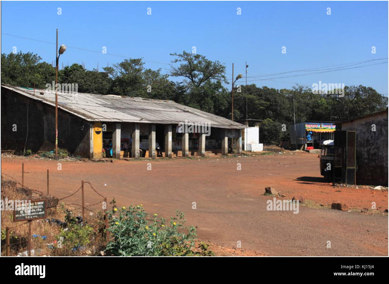 Amboli Bus Stand Stock Photo - Alamy