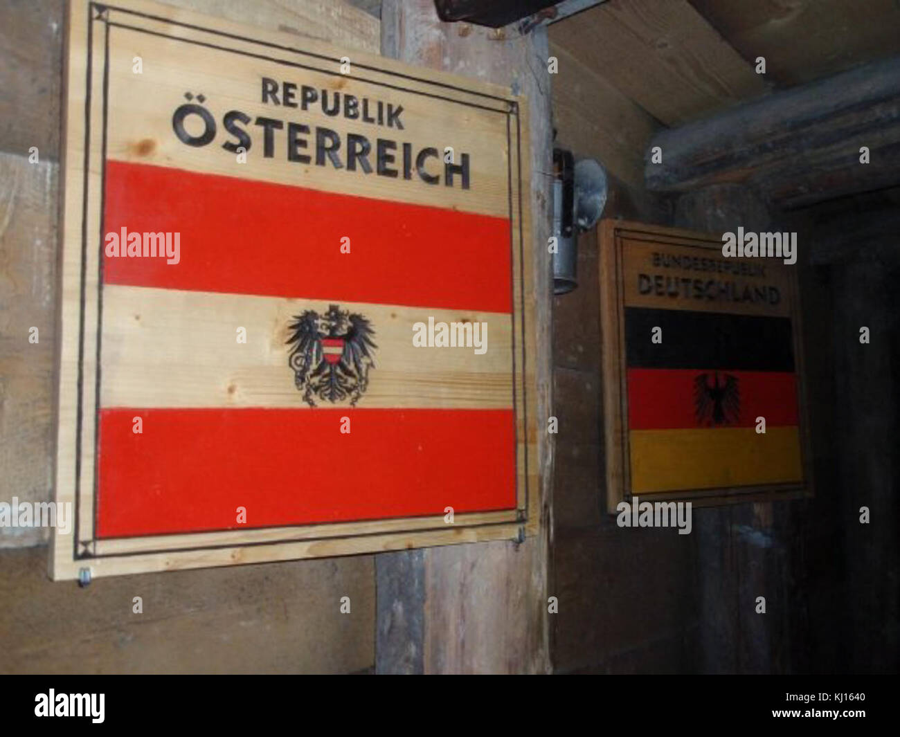 Germany austria map hi-res stock photography and images - Alamy