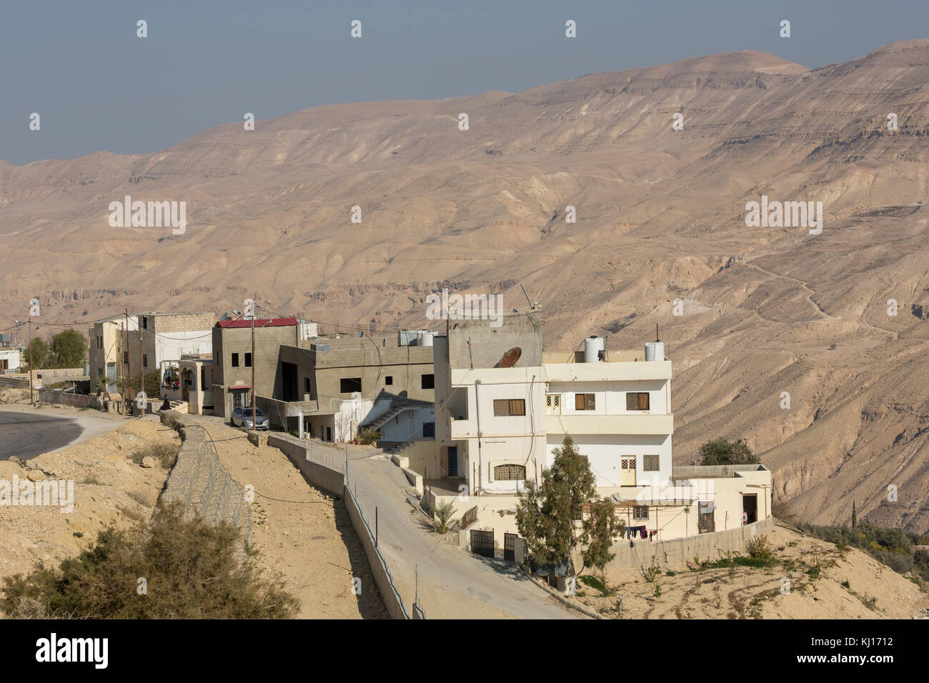 Village and farms in the desert of Jordan Stock Photo - Alamy