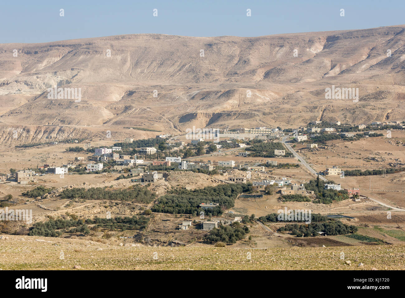 Village and farms in the desert of Jordan Stock Photo - Alamy