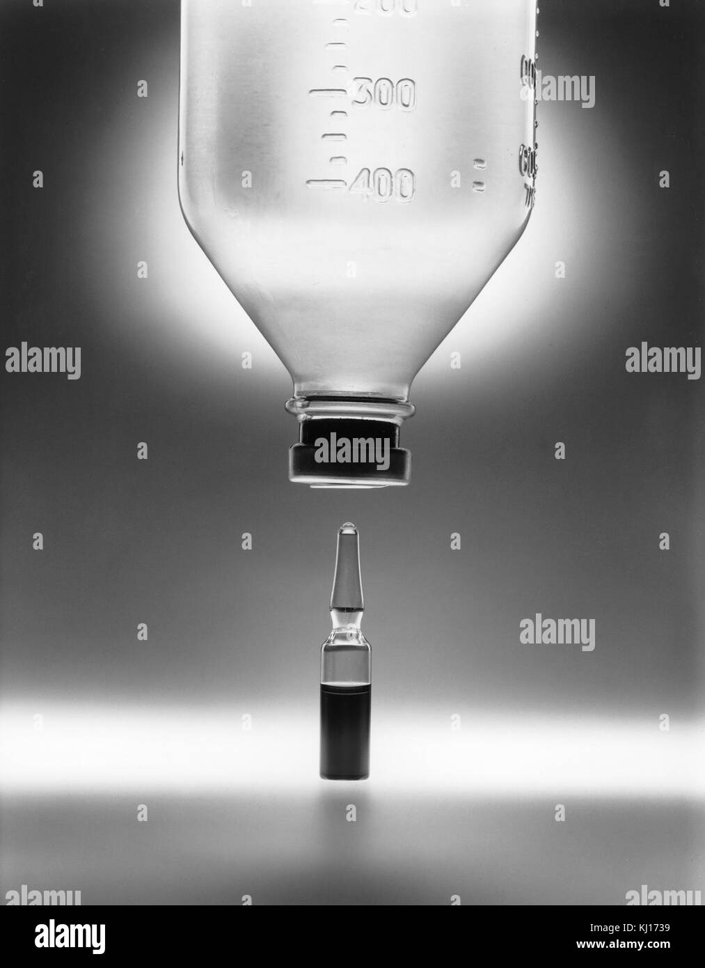 Chemotherapy vials (3 Stock Photo - Alamy