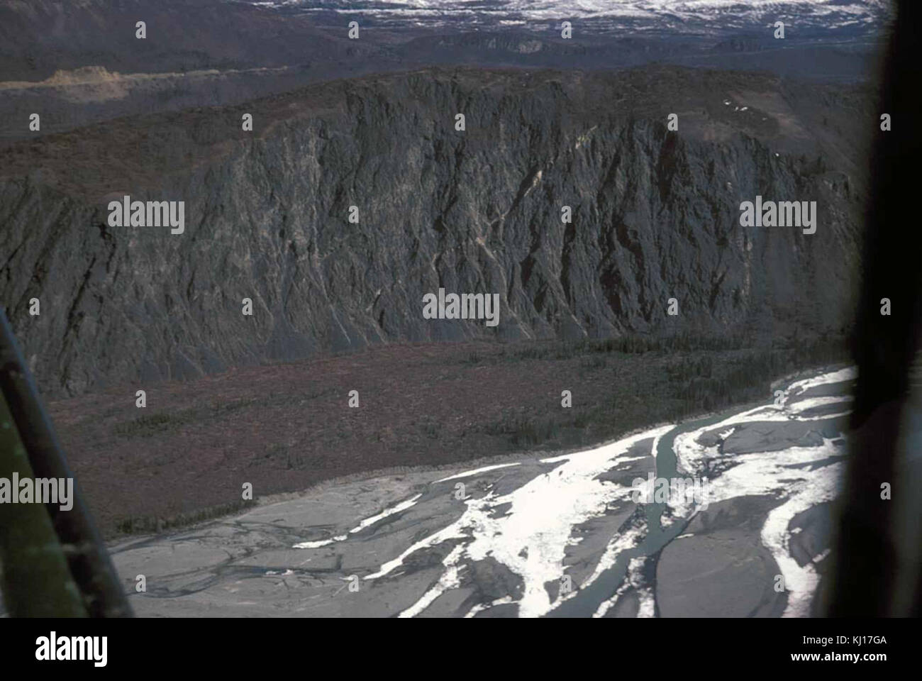 Matanuska river and high river bluff Stock Photo - Alamy