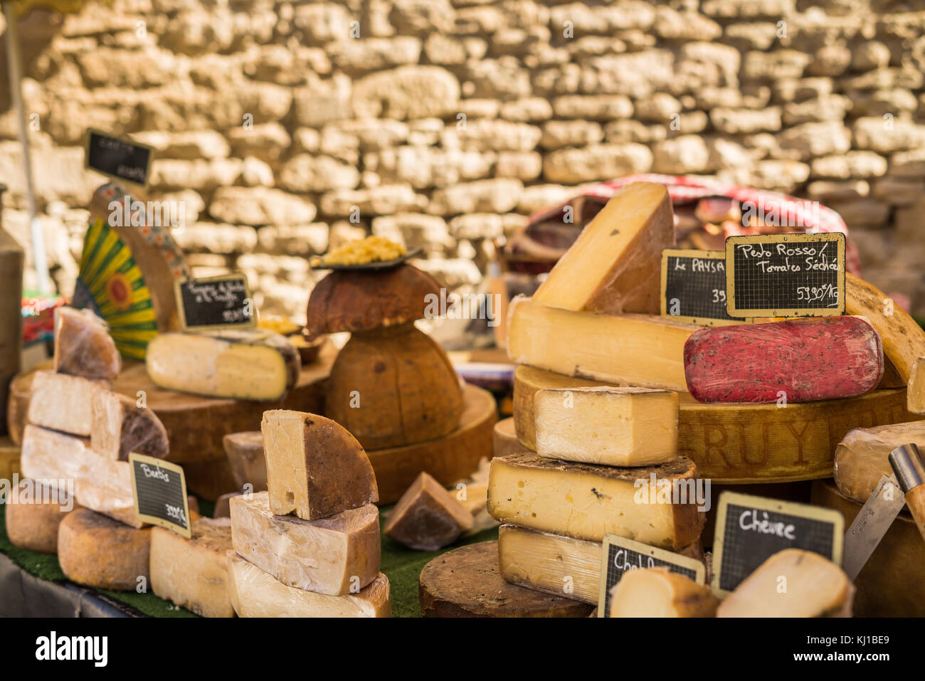Street market, Gordes, Provence, France, Europe Stock Photo - Alamy