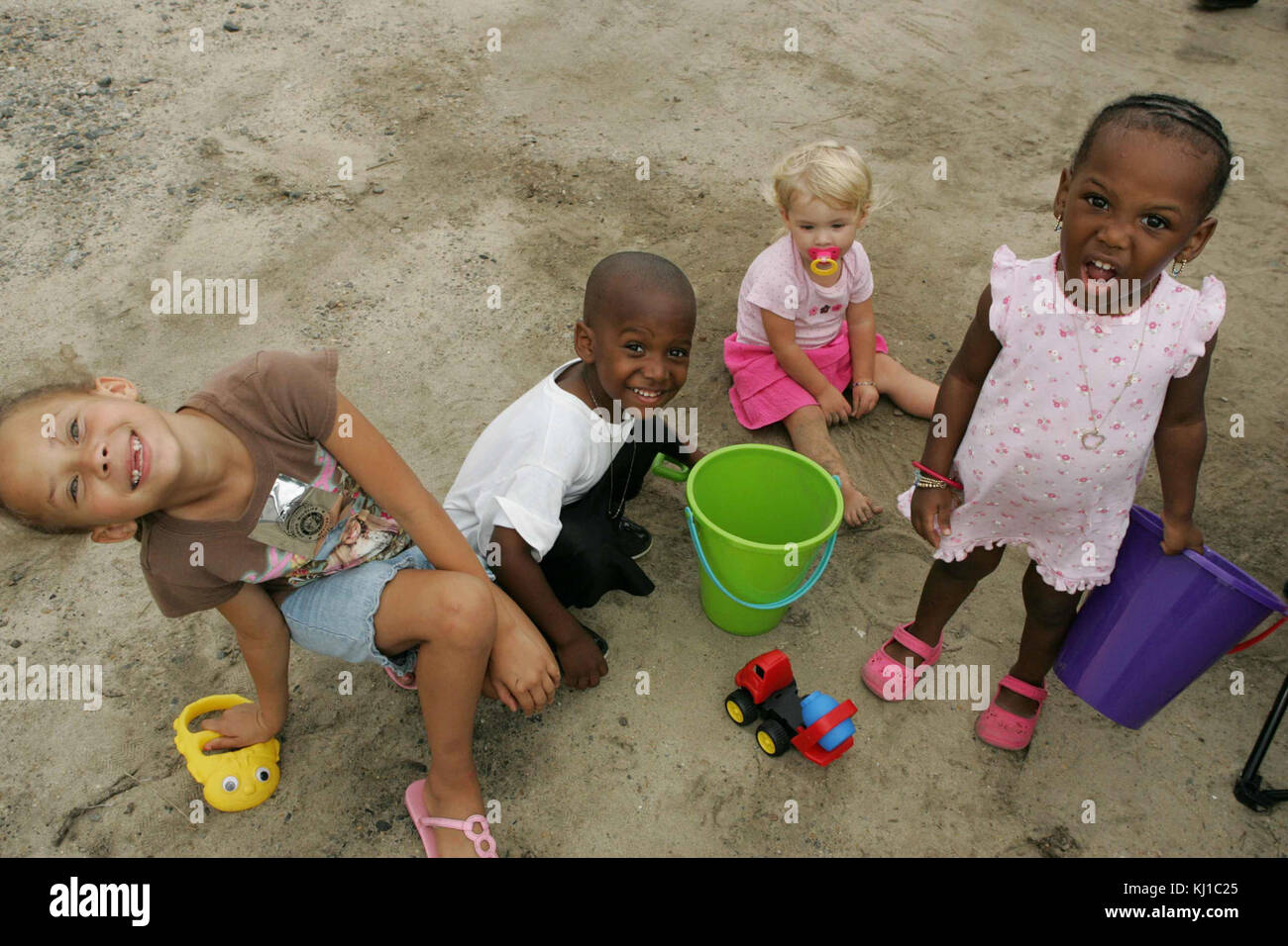 Sweet children hi-res stock photography and images - Alamy