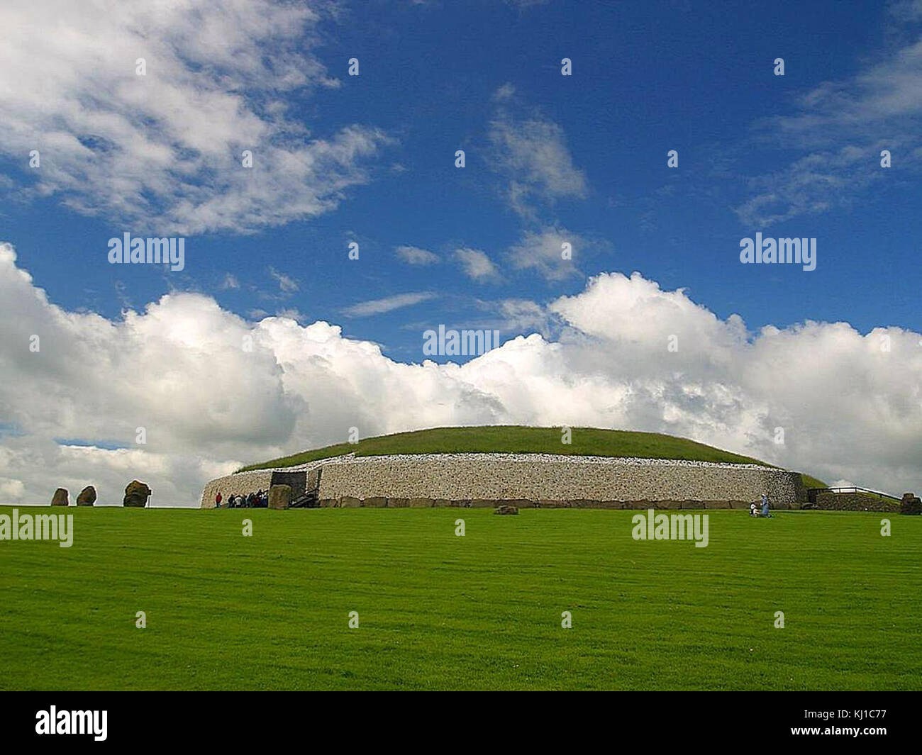 Stone megalithic art newgrange hi-res stock photography and images - Alamy
