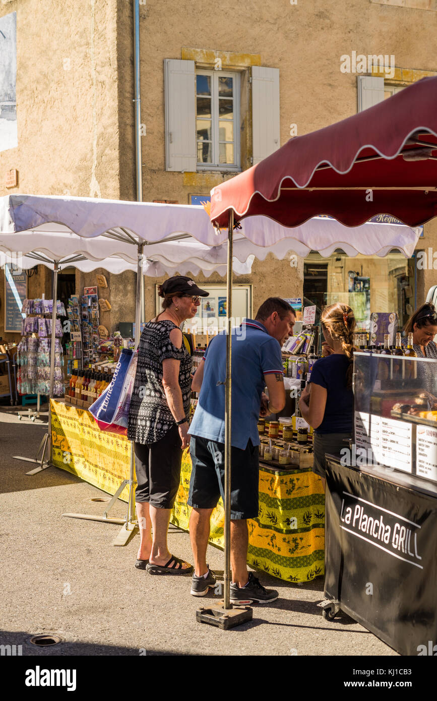Street market, Gordes, Provence, France, Europe Stock Photo - Alamy