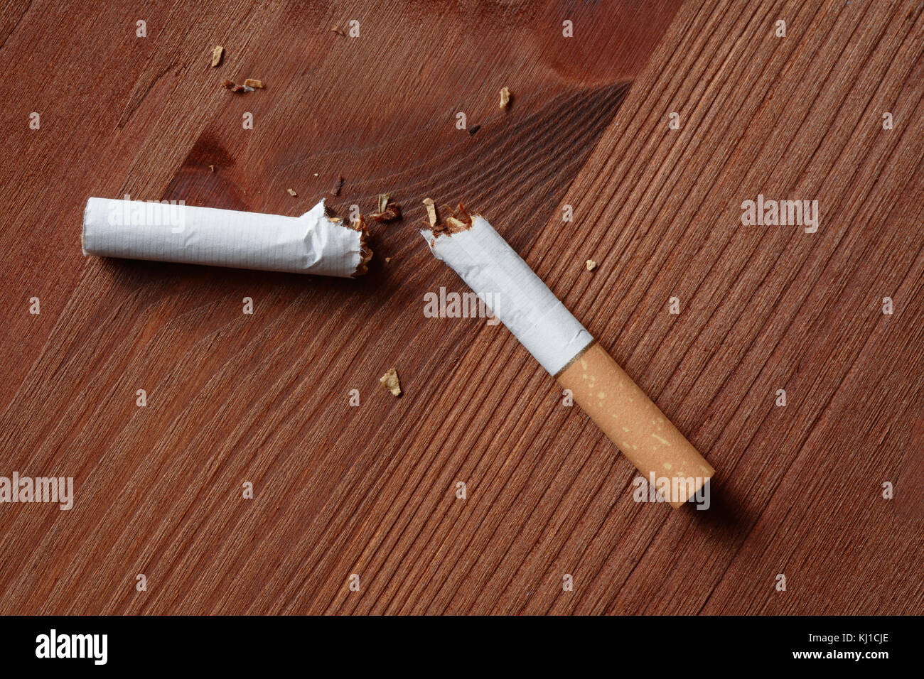 Smoking crack hi-res stock photography and images - Alamy