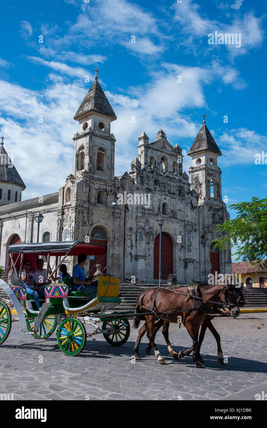 Central America, Nicaragua. Colonial city of Granada. Traditional horse ...
