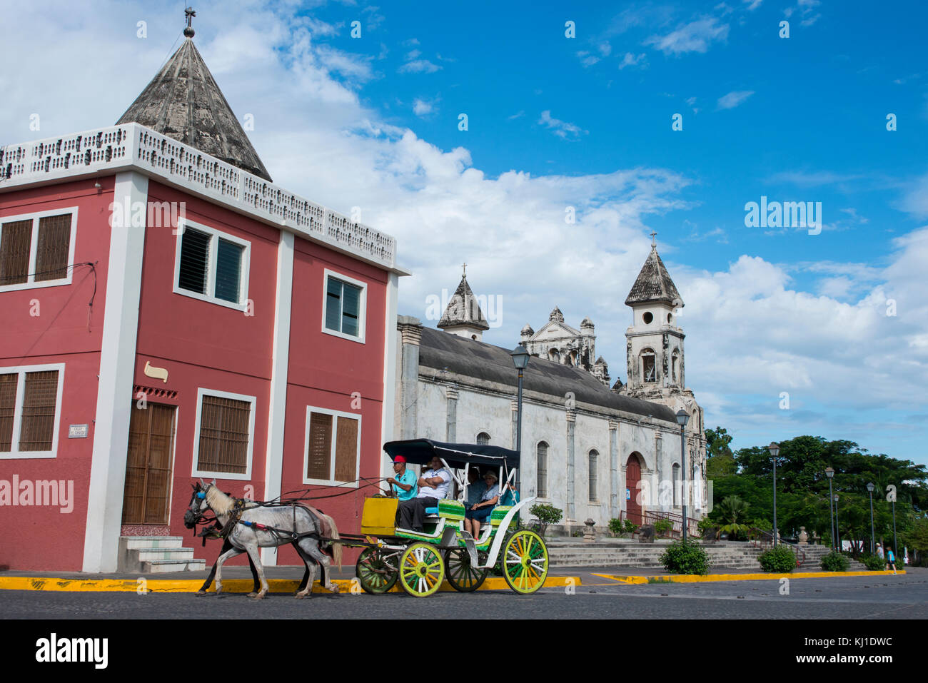 Central America, Nicaragua. Colonial city of Granada. Traditional horse ...