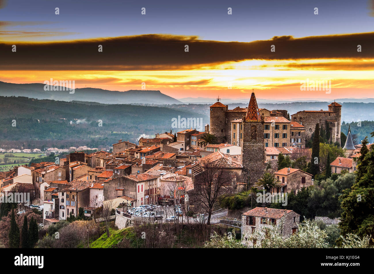 Pays de fayence hi-res stock photography and images - Alamy