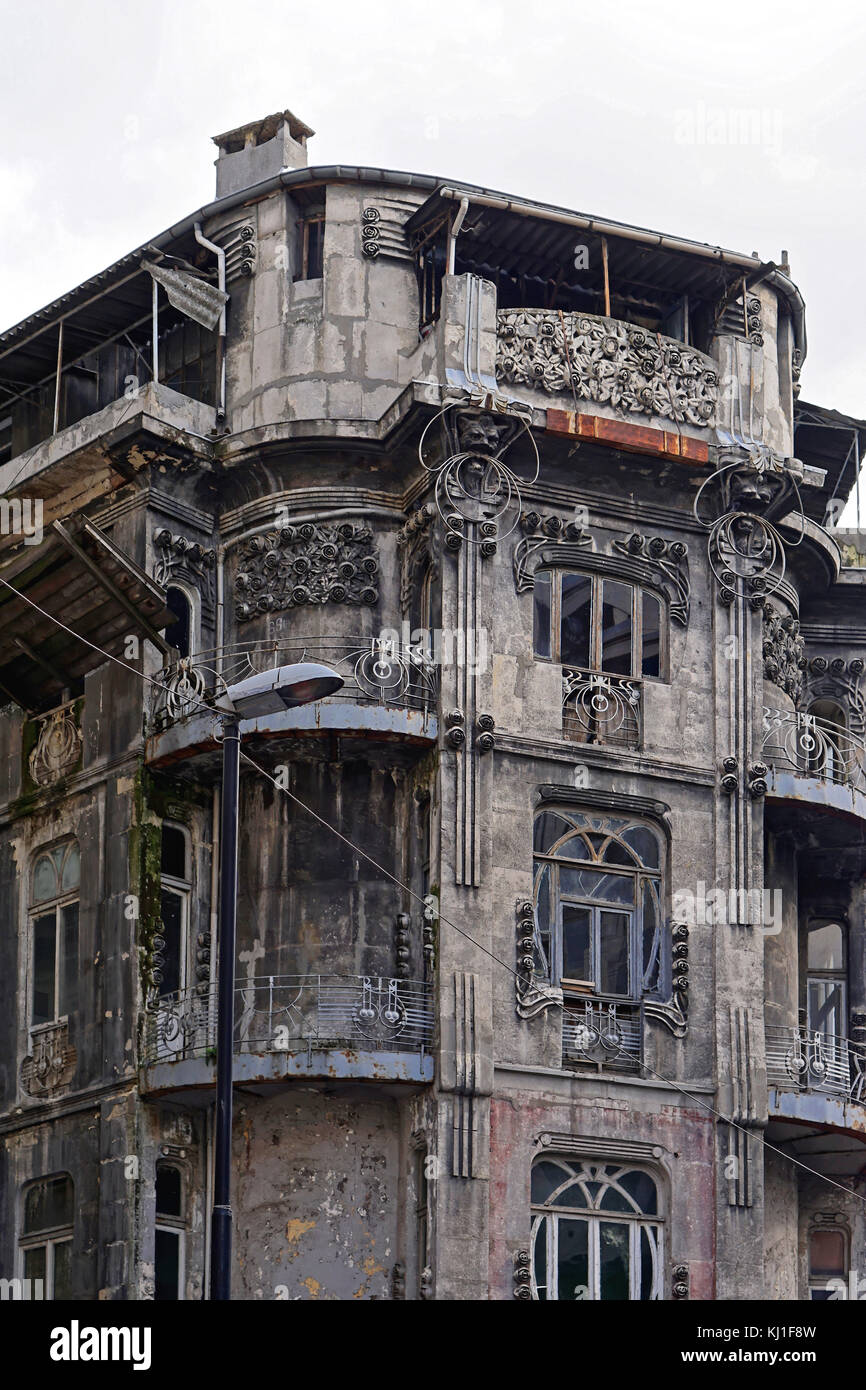 Old abandoned building in Istanbul Stock Photo - Alamy