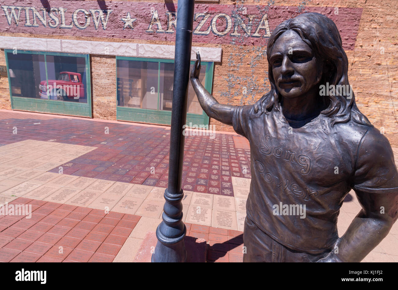 Glenn frey tribute hi-res stock photography and images - Alamy