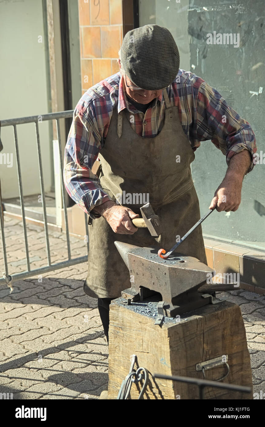 Old blacksmith hi-res stock photography and images - Alamy