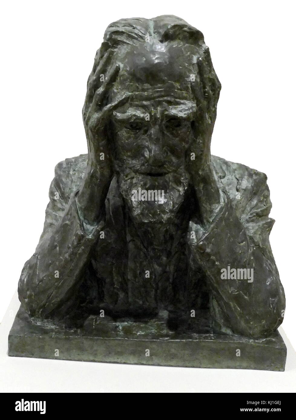 Bust depicting the Irish playwright, George Bernard Shaw, by Kathleen ...