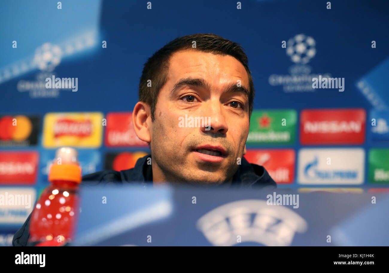 Feyenoord manager giovanni van bronckhorst hi-res stock photography and ...