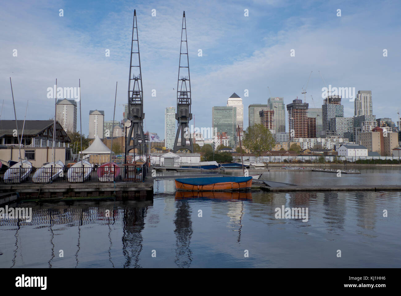 Clippers Quay luxury private marina development with Canary Wharf ...